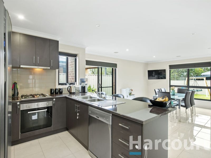 16 Heppner Court, Sebastopol, Vic 3356 - Property Details