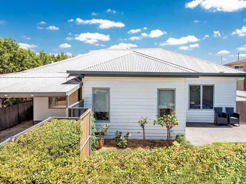 12 Elizabeth Street, Hamilton, Vic 3300 - Property Details