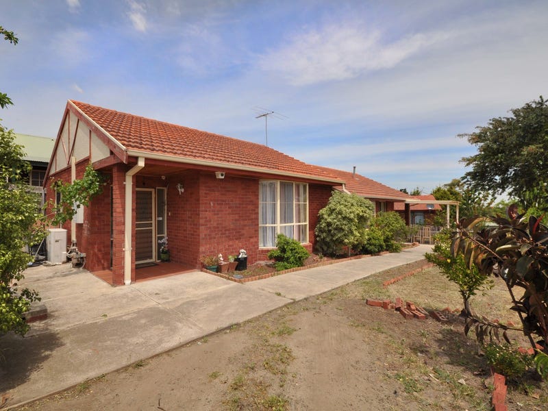 15 Peppermint Grove, Meadow Heights, VIC 3048 - realestate.com.au