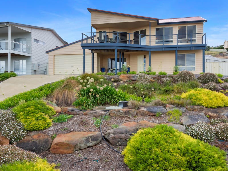 8 James Drive, Carrickalinga, SA 5204 - Property Details