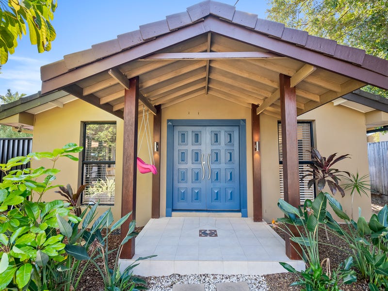 217 Cotlew Street, Ashmore, Qld 4214 - Property Details