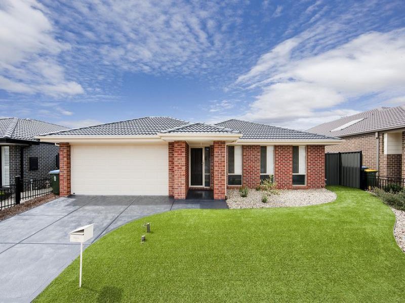 25 Villiers Drive, Point Cook, VIC 3030 - realestate.com.au