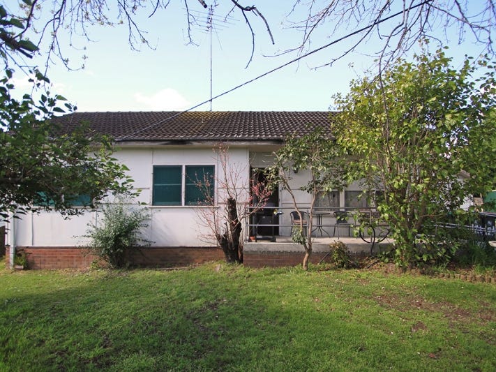 124 O'Sullivan Rd, Leumeah, NSW 2560 - Property Details