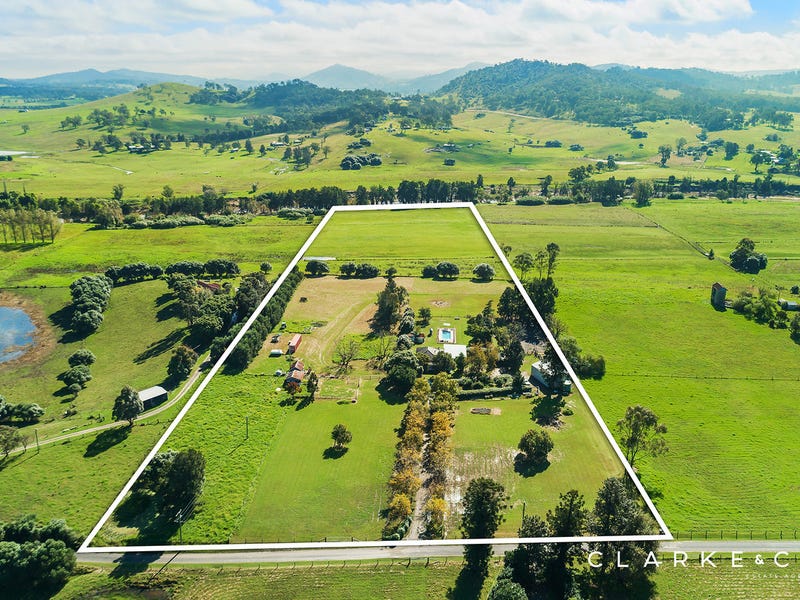 79 Aberglasslyn Lane, Aberglasslyn, NSW 2320 - Property Details