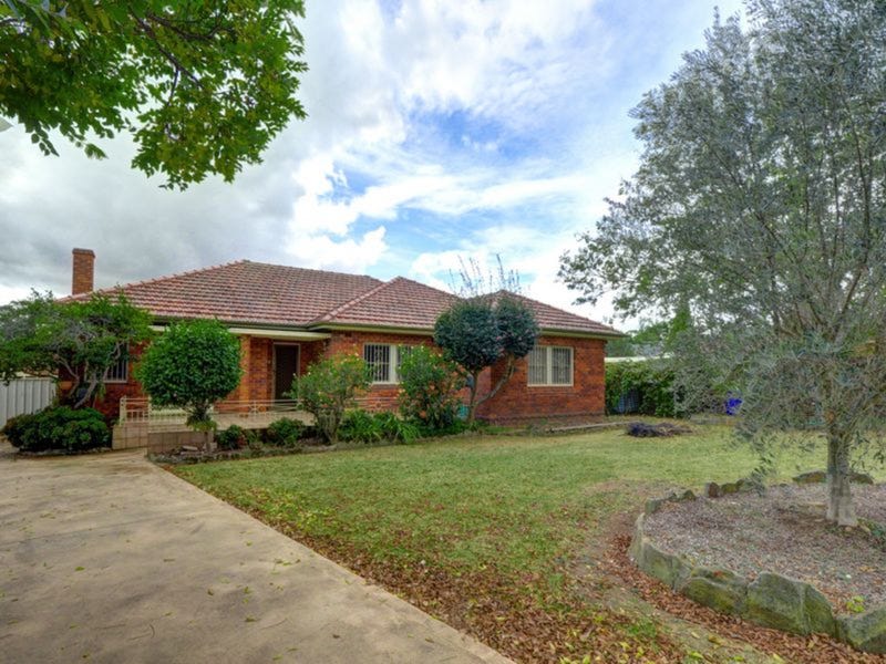 6 Sunbeam Place, Ingleburn, NSW 2565 - realestate.com.au