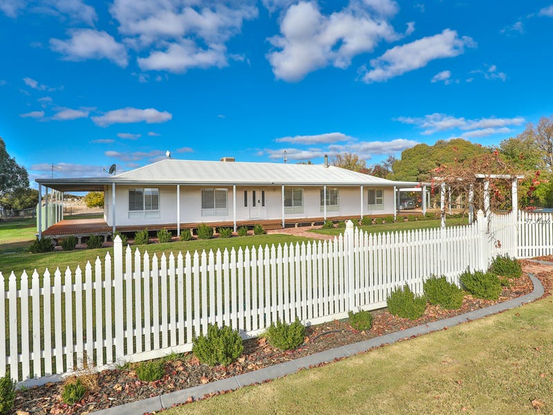 57 Maple Avenue, Koorlong, Vic 3501 - Property Details