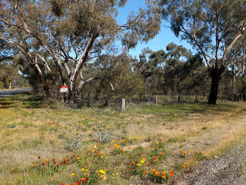 8 Coleman Road, Redbank, Vic 3477 - Property Details