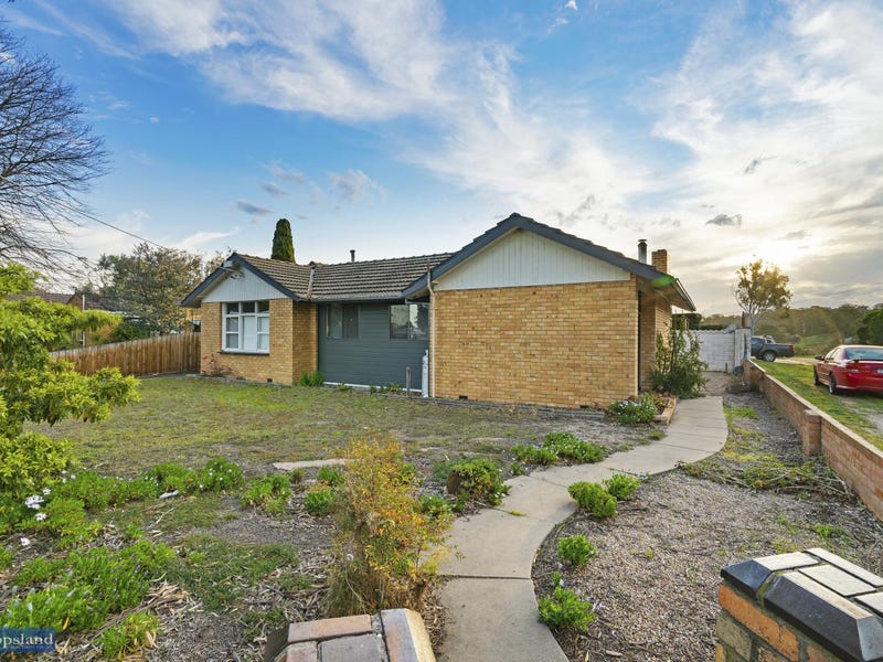 2 Davis Street, Heyfield, Vic 3858 - Property Details