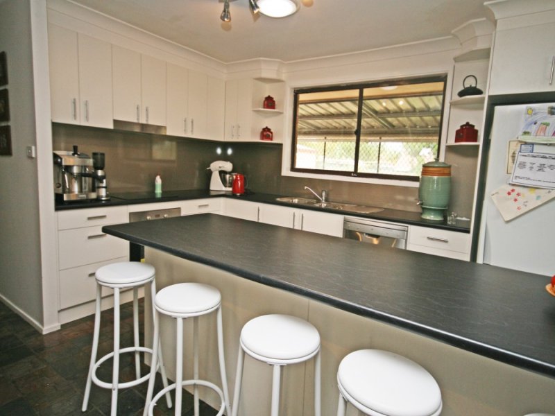 22 Macgregor Street, West Tamworth, NSW 2340 - realestate.com.au