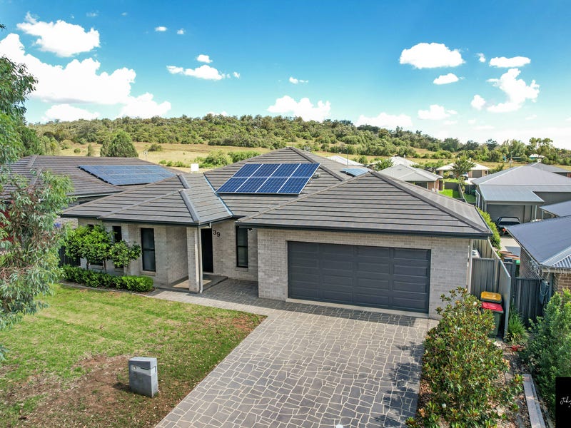 39 Tallowwood Drive, Gunnedah, NSW 2380 - Property Details
