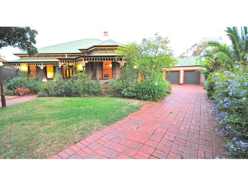 43 Edwards Road, Kennington, Vic 3550 - Property Details