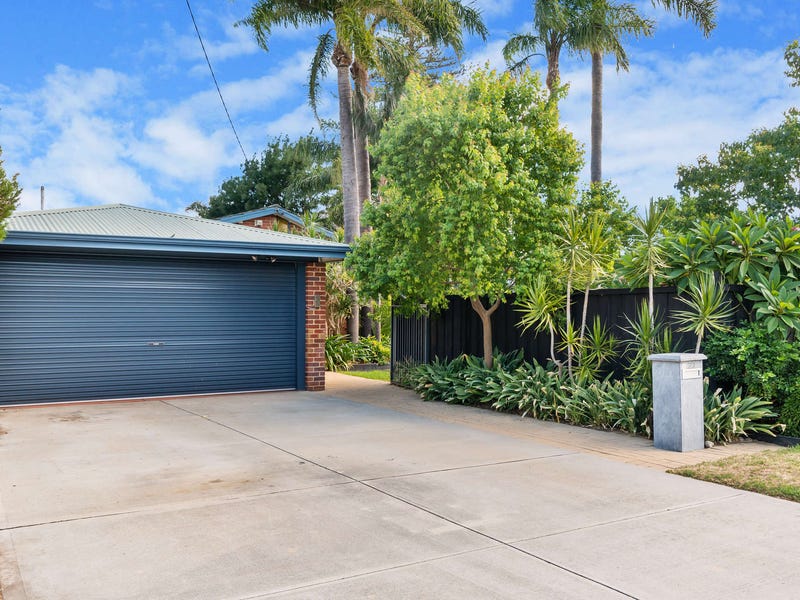 22 Hendon Way, Hamersley, WA 6022 - Property Details