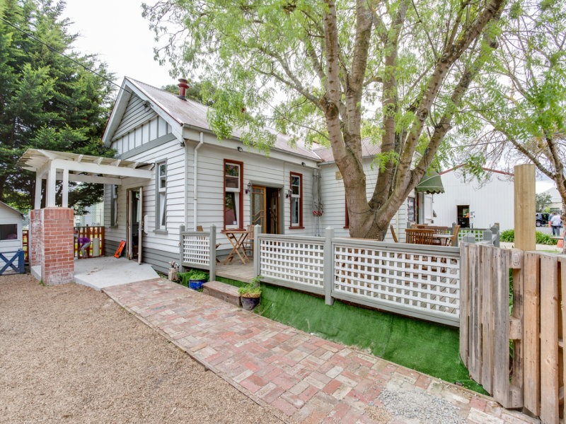 16 Mornington-Tyabb Road, Tyabb, Vic 3913 - Property Details