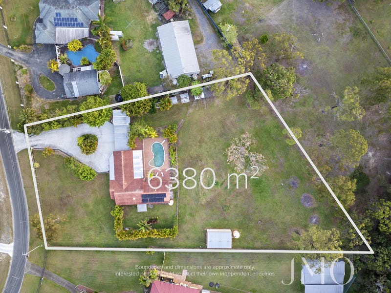 4 Beausang Place, Ormeau, Qld 4208 - Property Details
