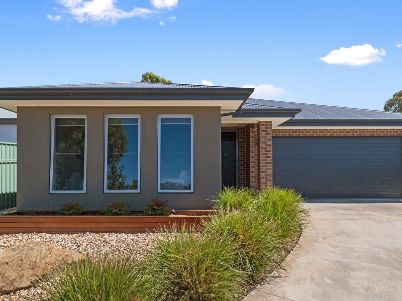 2 Valiant Court, Golden Square, VIC 3555 - realestate.com.au