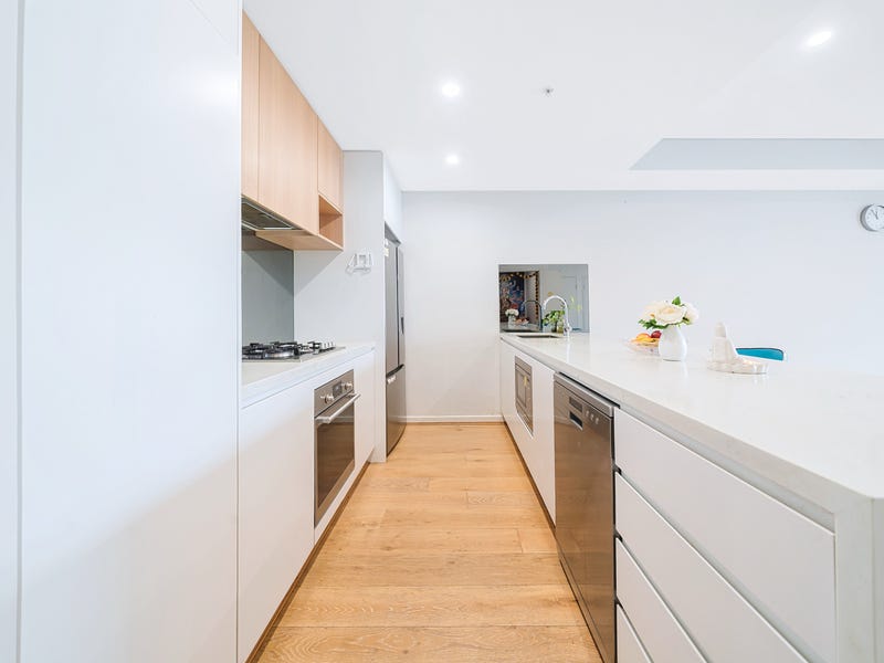 310/100 FAIRWAY DRIVE, Norwest, NSW 2153 - Property Details