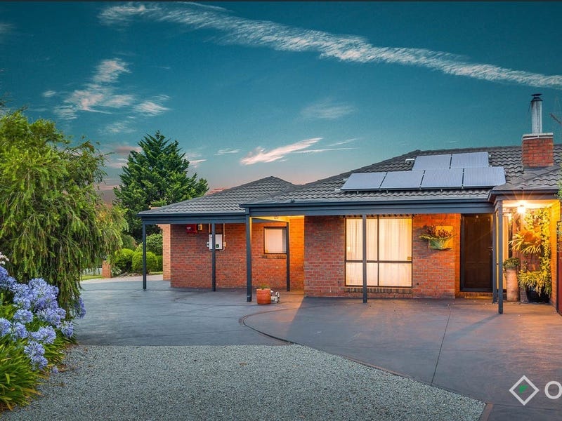 5 Lentini Place, Keilor Lodge, VIC 3038 - realestate.com.au