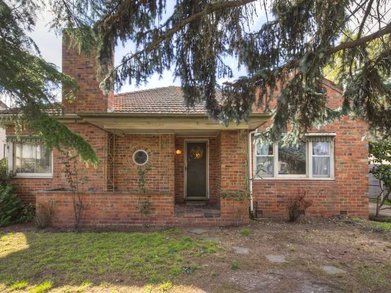 27 Verdon Street, Sebastopol, Vic 3356 - Property Details