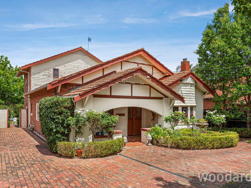 212 Centre Road, Bentleigh, VIC 3204 - realestate.com.au
