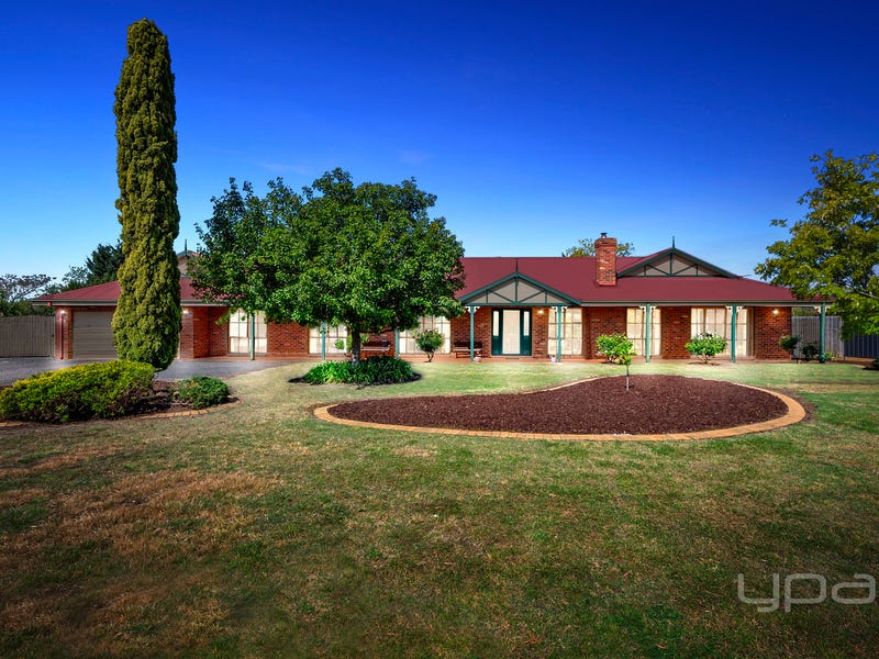 4 Campbell Court, Brookfield, Vic 3338 - Property Details