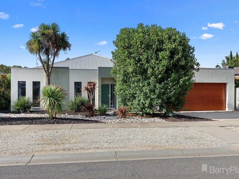 6 Ruby Street, White Hills, VIC 3550 - realestate.com.au