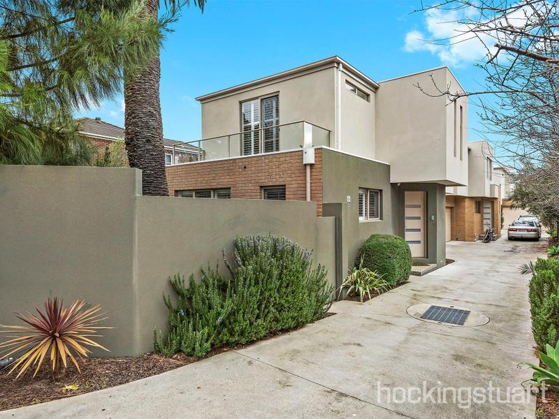 1/131 Balcombe Road, Mentone, Vic 3194 - Property Details