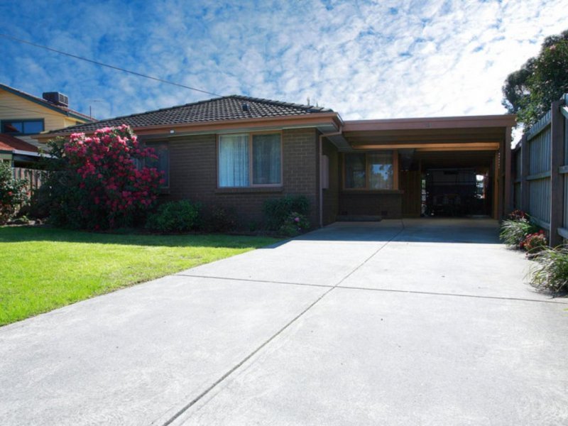 19 James Cook Drive, Cranbourne, Vic 3977 - Property Details