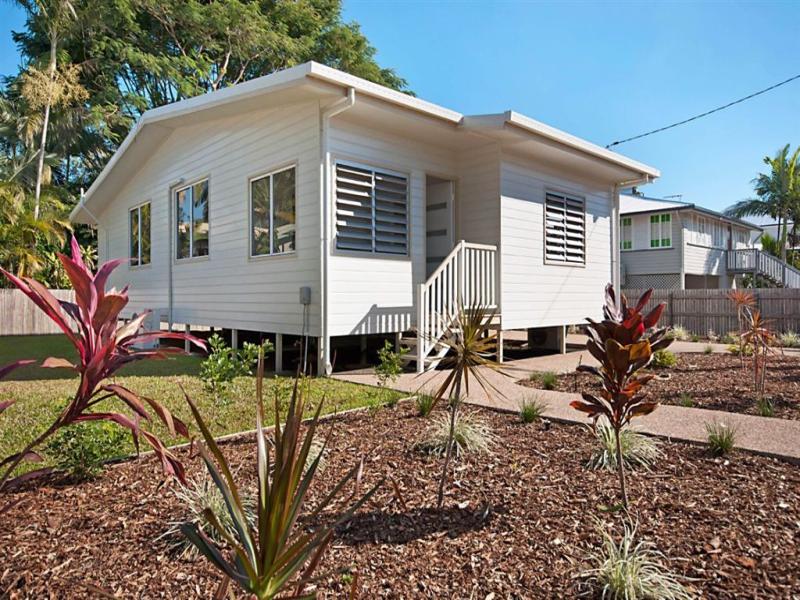 2 Burton Street, Mysterton, Qld 4812 - Property Details