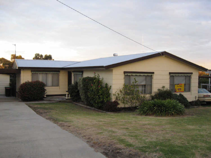 7 Nicholson Court, Bairnsdale, Vic 3875 - Property Details