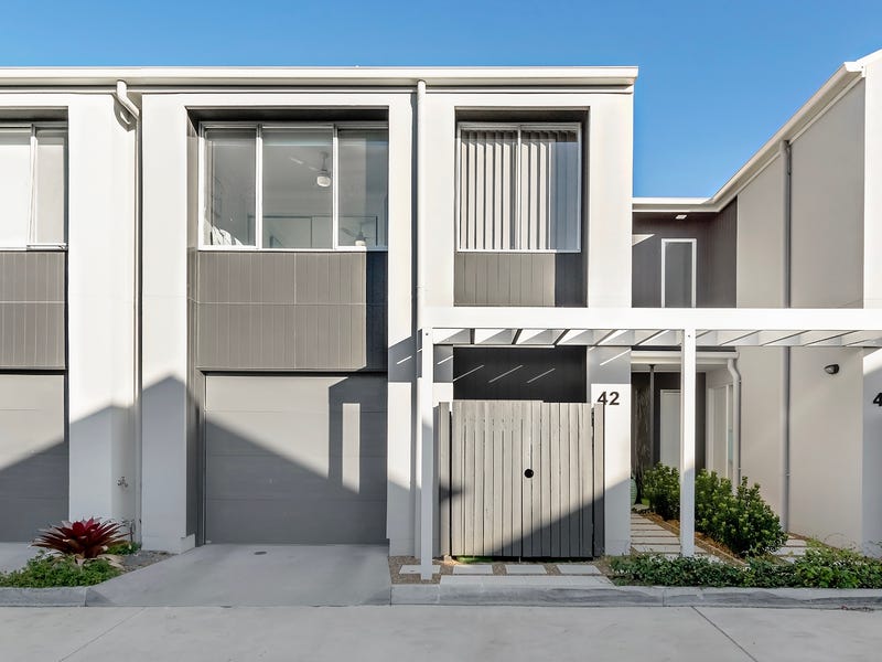 42/13 Angela Way, Pimpama, Qld 4209 - Property Details