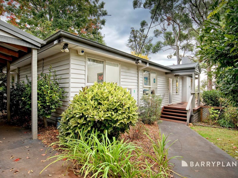 8 Woodlands Avenue, Emerald, Vic 3782 - Property Details