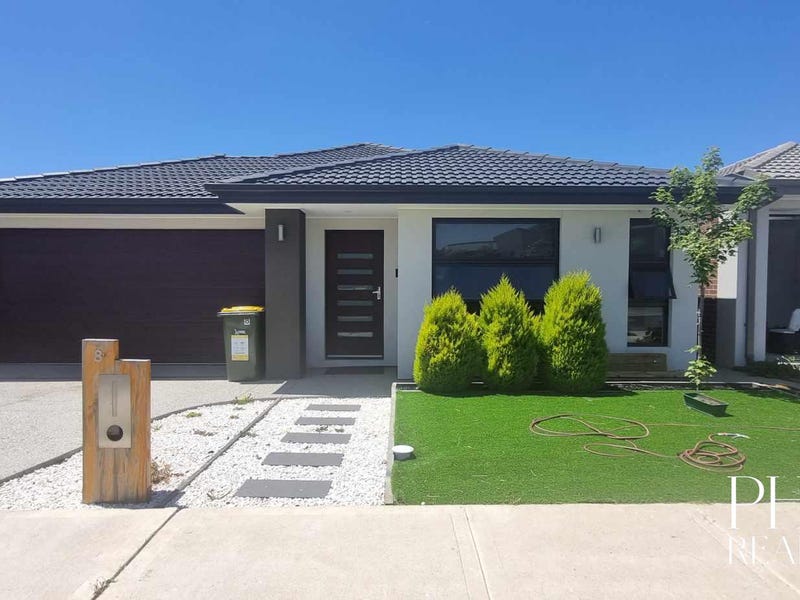 8 Darmain Drive, Greenvale, VIC 3059 - realestate.com.au