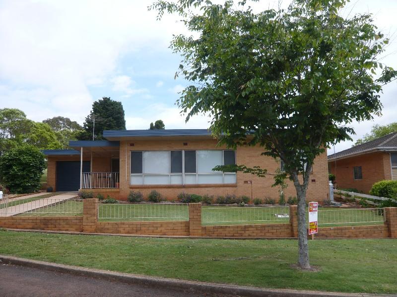 7 Bulimba Street, South Toowoomba, QLD 4350 - realestate.com.au