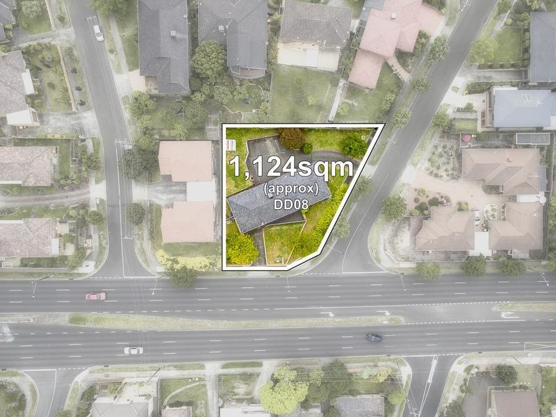 135 Manningham Road, Bulleen, Vic 3105 - Property Details