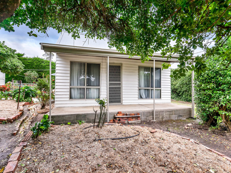 38 Graham Road, Broomfield, Vic 3364 - Property Details