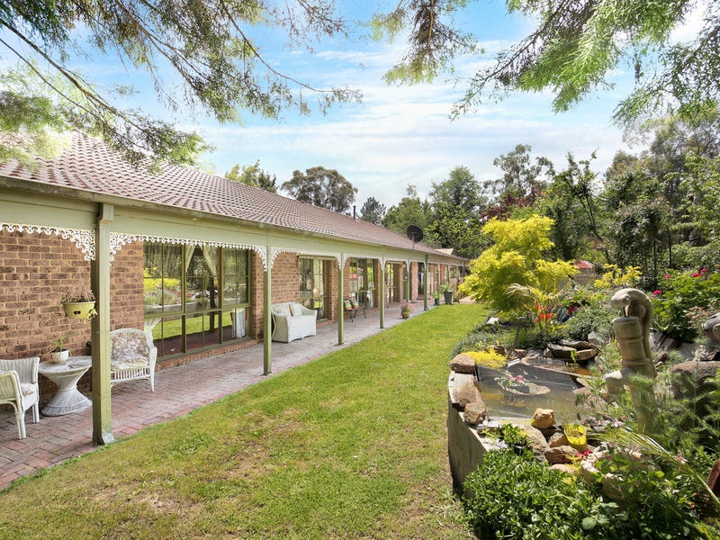 10 Tudor Court Road, Yellingbo, VIC 3139 - realestate.com.au