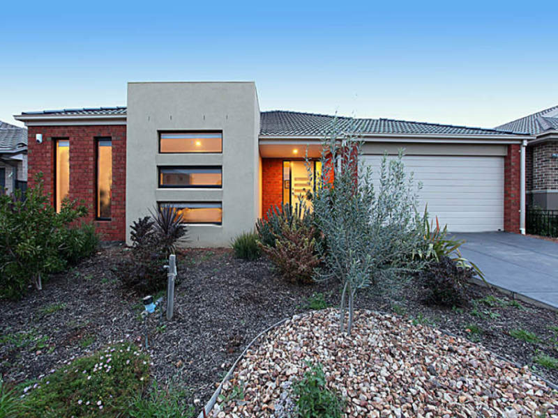 19 Beaurepaire Drive, Point Cook, VIC 3030 - realestate.com.au