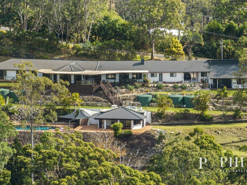 298 The Panorama, Tallai, Qld 4213 - Property Details