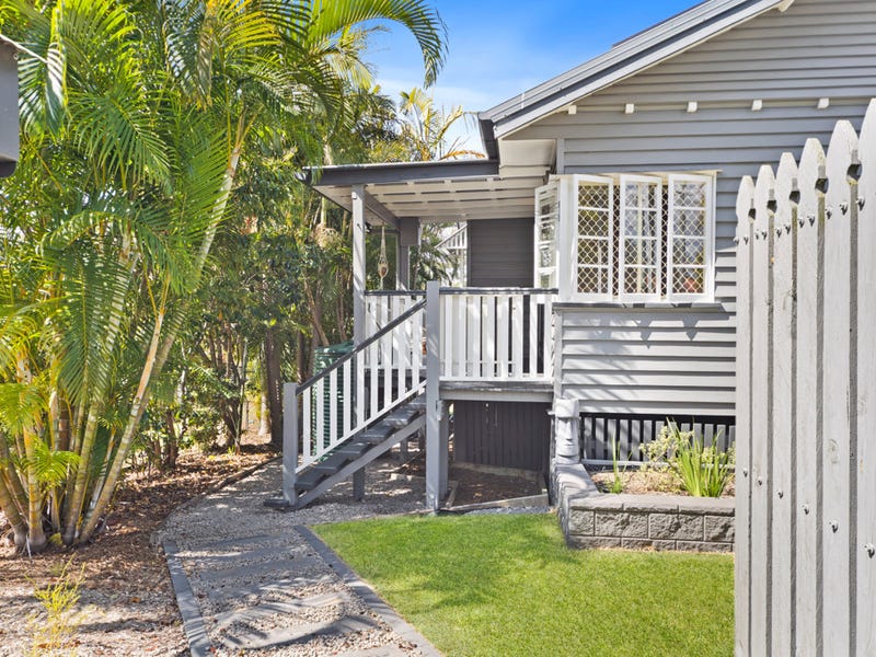 5 Booker Street, Keperra, Qld 4054 - Property Details