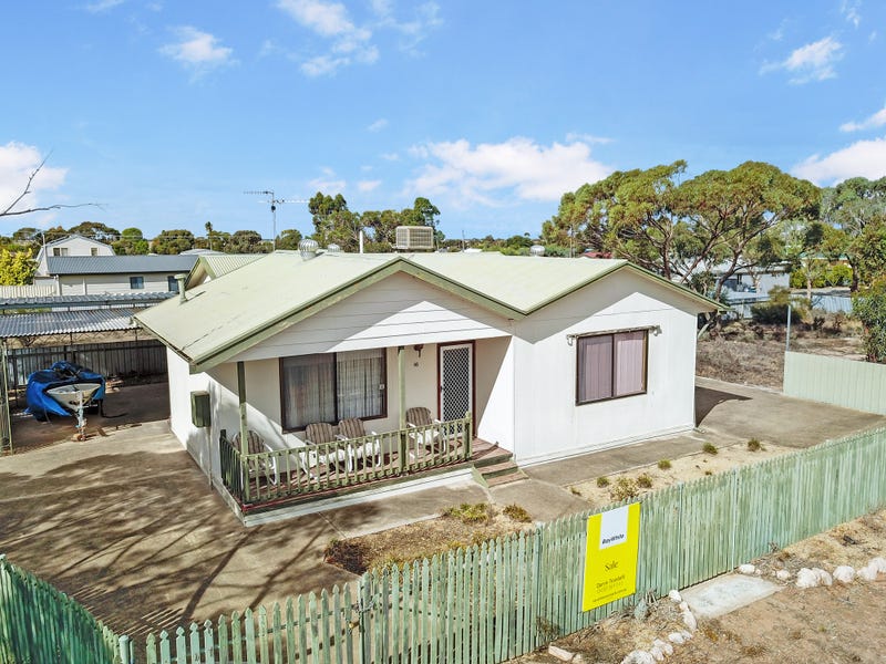 16 west Terrace, Blanchetown, SA 5357 - Property Details