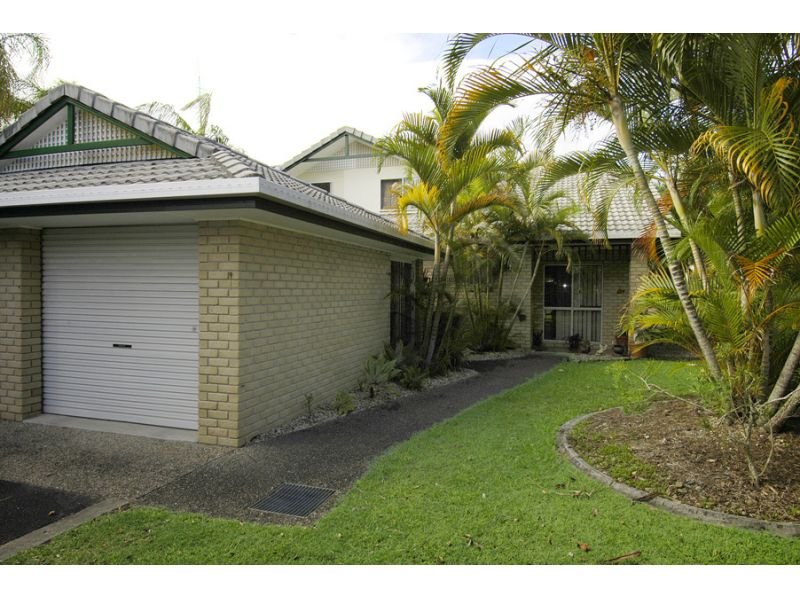 3, 15 Stewart Parade, Ashmore, Qld 4214 - Property Details