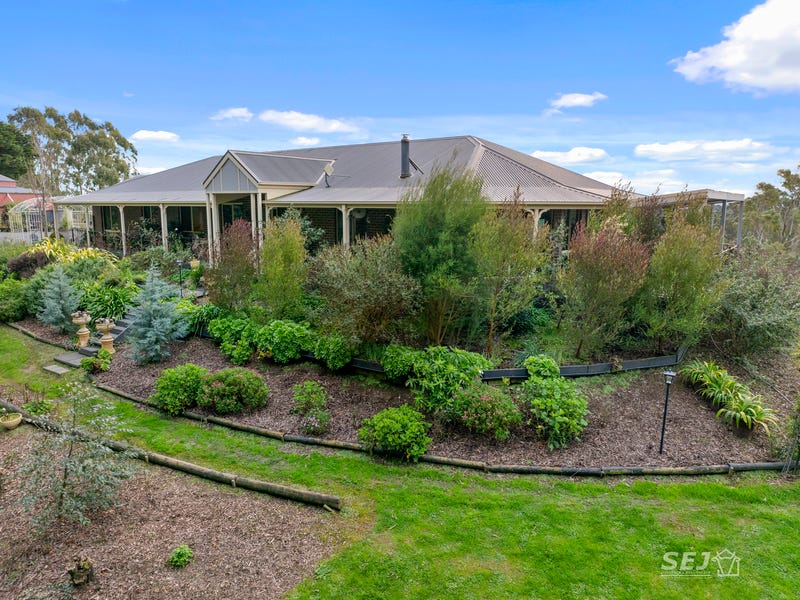 305 One Chain Road, Kardella, Vic 3951 - Property Details