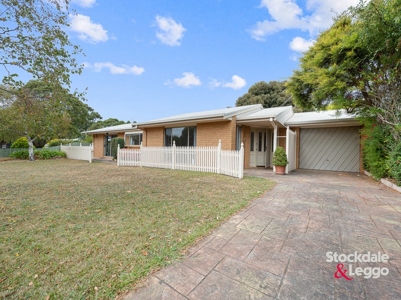 2 Ascot Place, Inverloch, Vic 3996 - Property Details