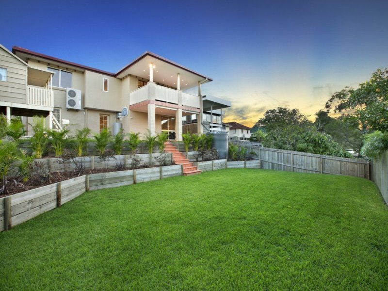 34 Breslin Street, Carina, Qld 4152 - Property Details