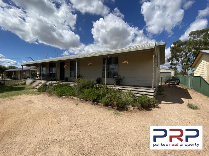 71 Medlyn Street, Parkes, NSW 2870 - Property Details