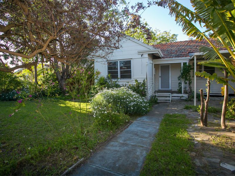 8 Kalara Road, Koongamia, WA 6056 - realestate.com.au