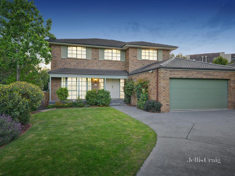 8 Maverick Close, Doncaster, Vic 3108 - Property Details