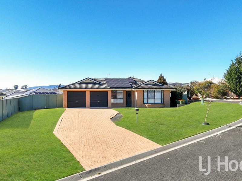 8 Ruby Place, Kelso, NSW 2795 - Property Details