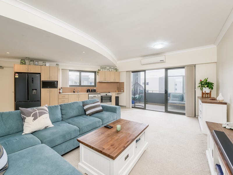 64/6 Walsh Loop, Joondalup, WA 6027 - Property Details