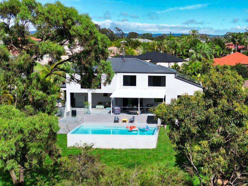 7 Hazel Court, Arundel, Qld 4214 - Property Details